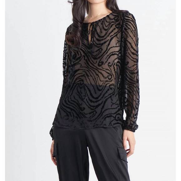 Dex | Tops | New Dex Always Classic Blouse In Black | Poshmark